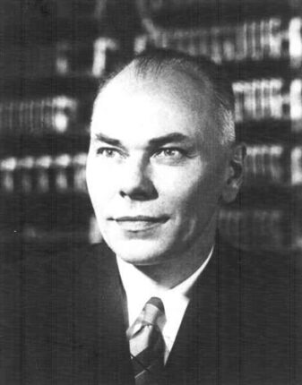 8. aiken-howard.102635870.lg - CHM