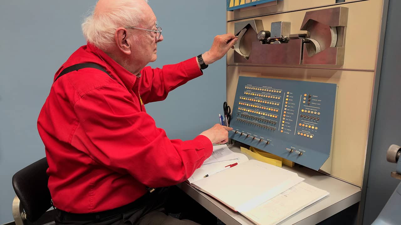 PDP-1 Sings Boards of Canada - CHM